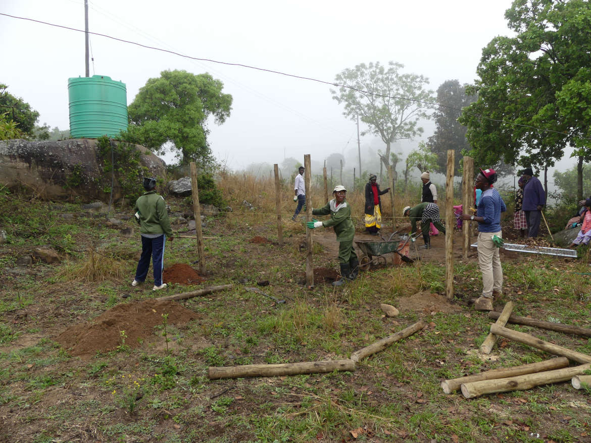 First “One House One Garden” – DesigningHope